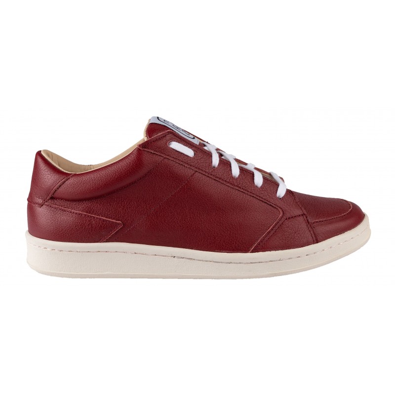Sneaker en cuir rouge de la marque française Made In Romans